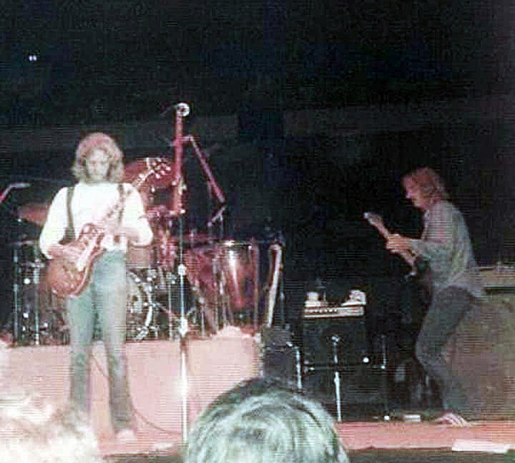 Greensboro Coliseum Eagles concert 1977 - Randy Meisner Hearts On Fire