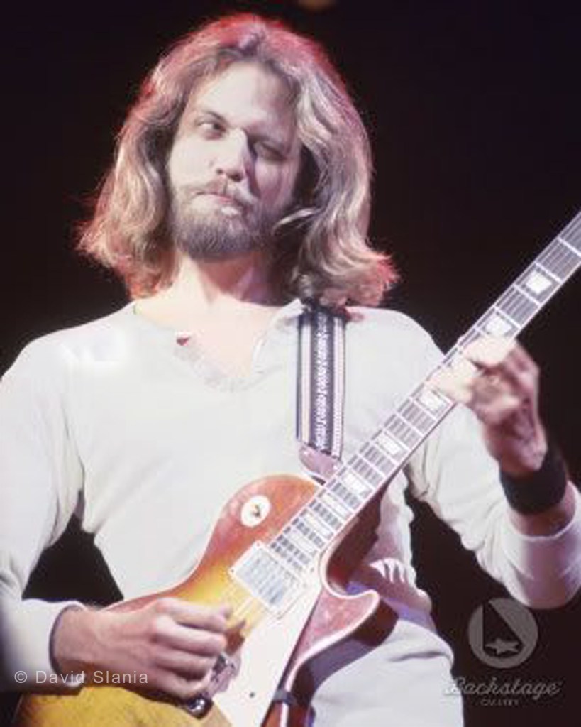 Chicago Stadium Eagles concert 1976 - Randy Meisner Hearts On Fire