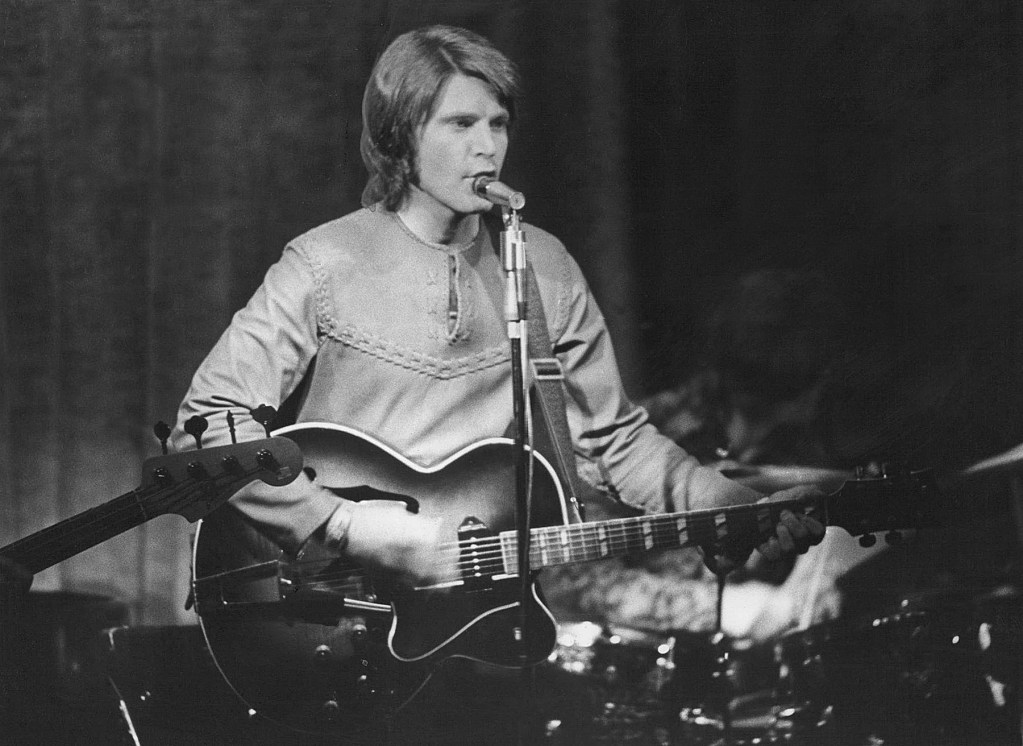 Randy Meisner and Rick Nelson at Mister Kelly's in Chicago 1971 - Randy ...